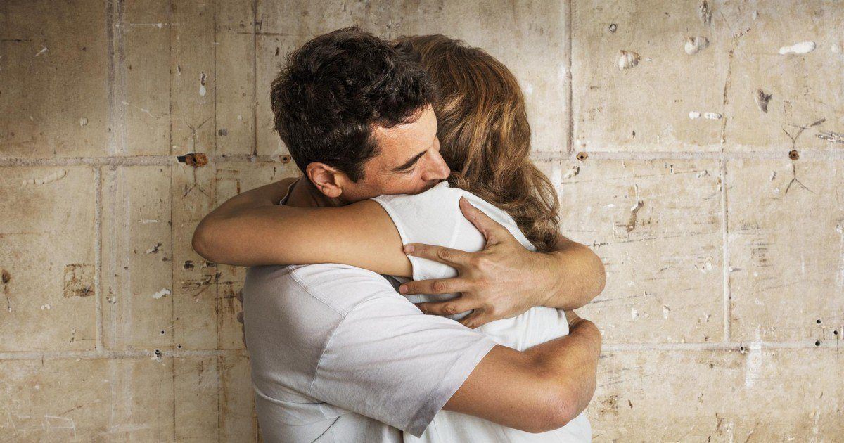 5 bonnes raisons de se faire des câlins - Moving Tahiti