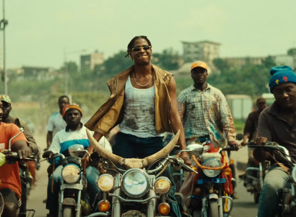 Yamê en pleine ascension : 'Bécane' dévoile son talent - Moving Tahiti